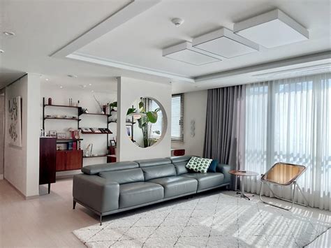 거실 가운데가 뚫려있다고 방 하나 철거해서 오픈형 서재로 만들었어요~ 집꾸미기