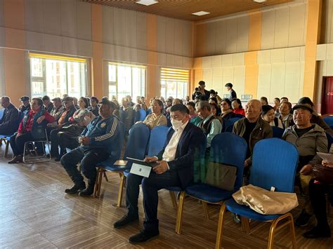 Сүхбаатар аймгийн Баруун Урт сумын Засаг Даргын Тамгын Газар Added A New Сүхбаатар аймгийн