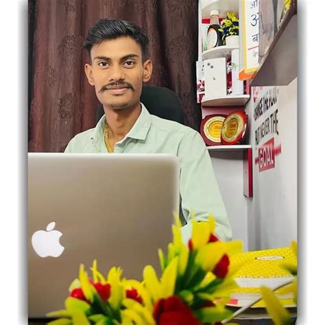 𝐕𝐈𝐒𝐇𝐀𝐋 𝐏𝐀𝐖𝐀𝐑 Official Vishal Pawar • Threads Say More