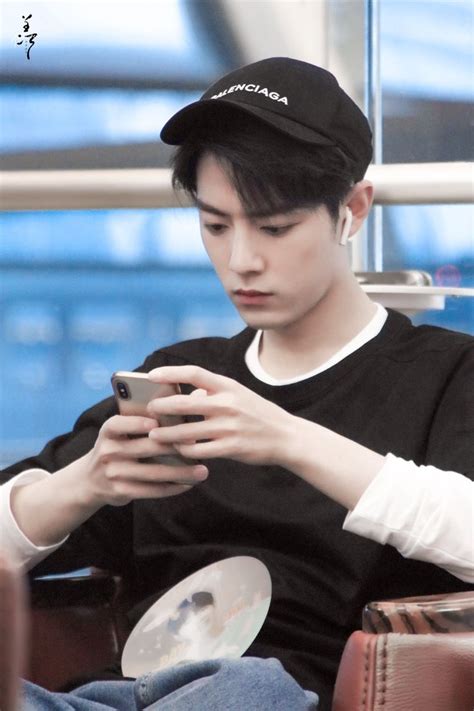 Ghim Của Grumpy Cookie Trên Xiao Zhan Đang Yêu Chiên