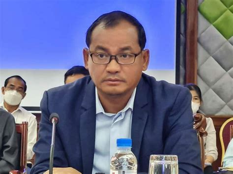 រដ្ឋបាលខេត្តកំពង់ឆ្នាំង បើកកិច្ចប្រជុំតាមដាន ត្រួតពិនិត្យ និងវាយតម្លៃលើការគ្រប់គ្រង