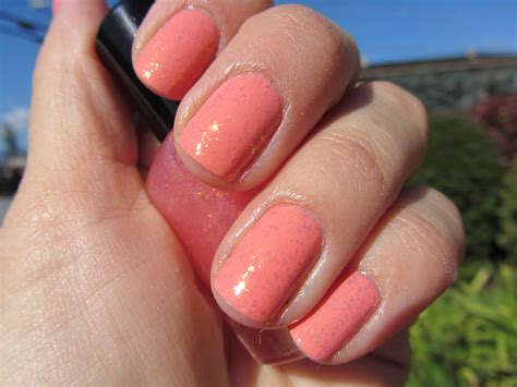 My Nail Polish Obsession Salmon Nails Julep Alicia And Zoya Chloe