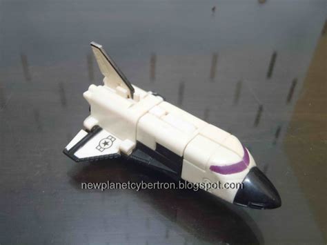 New Planet Cybertron Transformers Review Combaticons G1 Knockoff