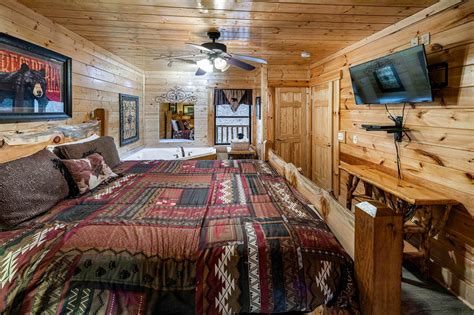 2442 Bobs Pass Sevierville Tn 37876 In Sevierville Tennessee United