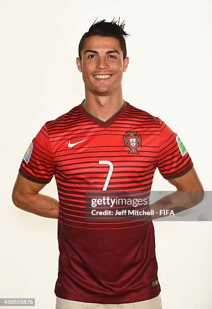 2 293 Cristiano Ronaldo World Cup 2014 Photos And High Res Pictures