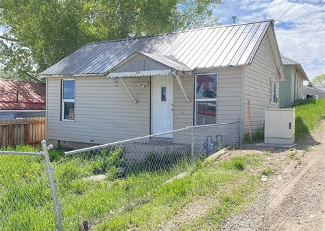 310 Garnet Street St Kemmerer Wy 83101 Redfin