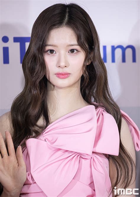 포토 설윤 핑크 밤비