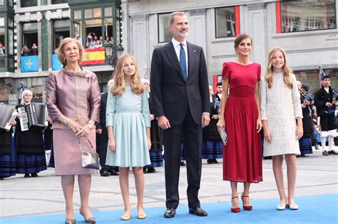 Spains Heir Leonor At Princess Of Asturias Awards For First Time Royal Central