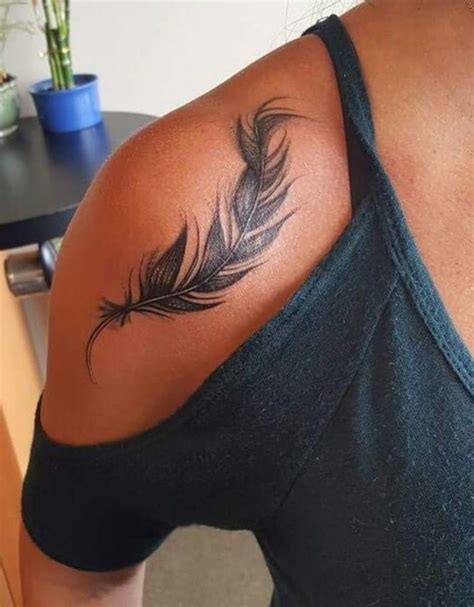 30 Gorgeous Feather Tattoos Artofit