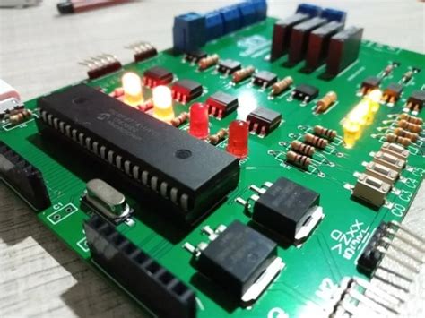 control industrial systems with pic microcontroller ci16f877a plc