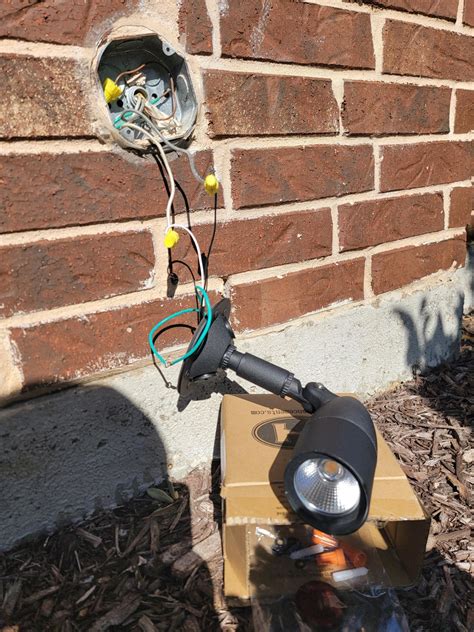 Outdoor Light Fixture Issue Rhomeimprovement