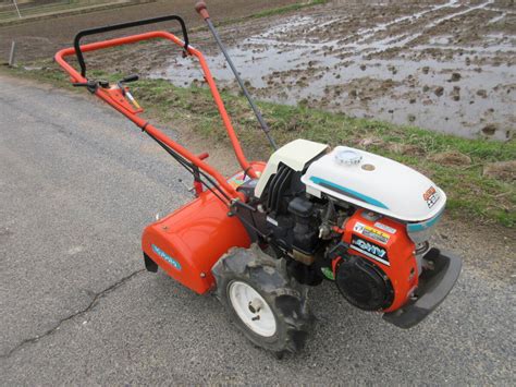 岡山県 矢掛町から 耕運機 管理機 クボタ Tr70 即使用可車体｜売買されたオークション情報、yahooの商品情報をアーカイブ公開