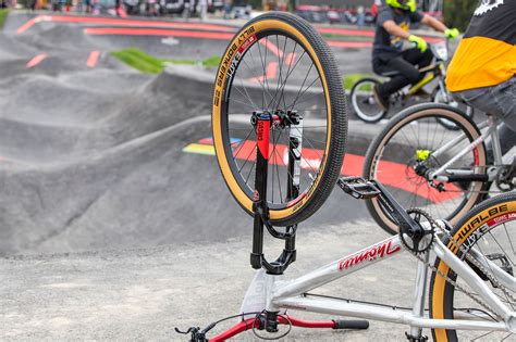 Der neue Billy Bonkers | Schwalbe