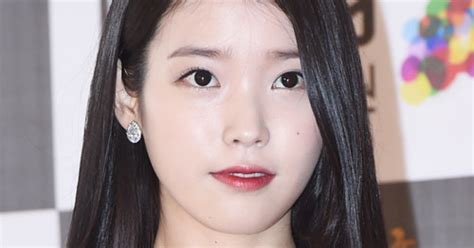 논란 아이유 입 열었다 제제 성적대상화 맹세코 아냐전문