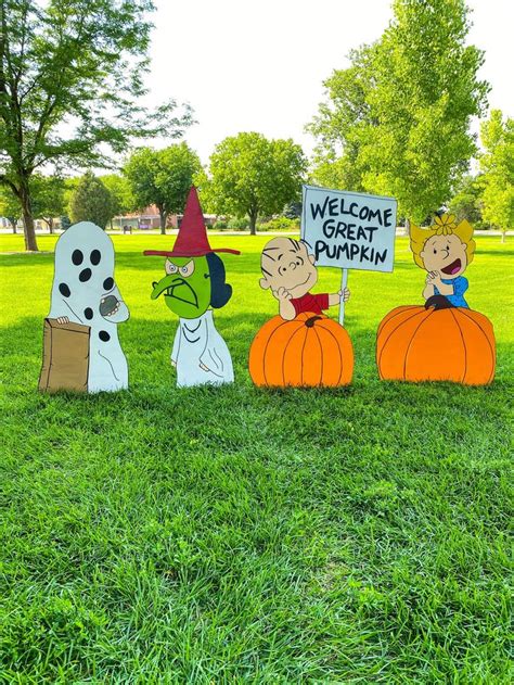 Charlie Brown Outdoor Decorations At Trevor Stites Blog