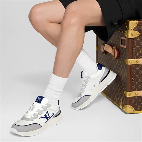 Lv Classic Sneaker Shoes Louis Vuitton