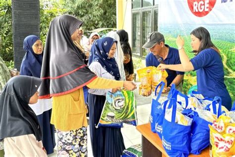 PT Inti Indosawit Subur (Asian Agri), Terima Penghargaan Program Peremajaan Sawit Rakyat dari ...