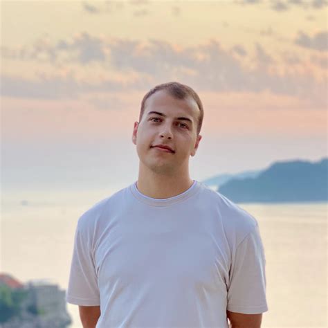 Artem Holinka Senior Frontend Developer