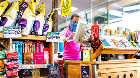 Trader Joe S New Minty Cocoa Truffles Have Seriously Split Fans