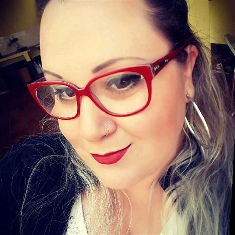 Jéssica Ludwigs Medeiros Maquiadora Autônomo Linkedin