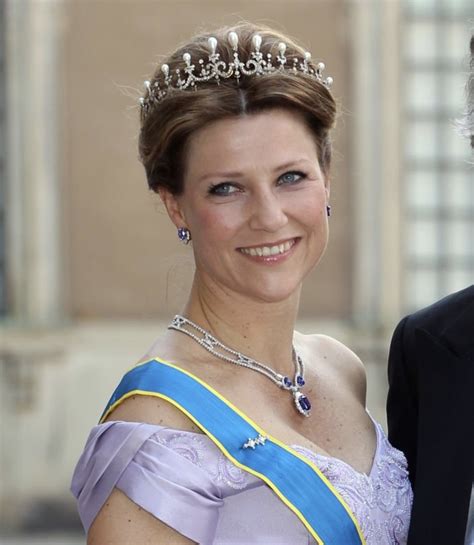 Princess Märtha Louises Pearl And Diamond Tiara The Royal Watcher