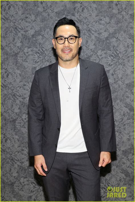 The Voices Dez Duron Prepares For Broadway Debut With Darren Criss In New Musical Maybe Happy