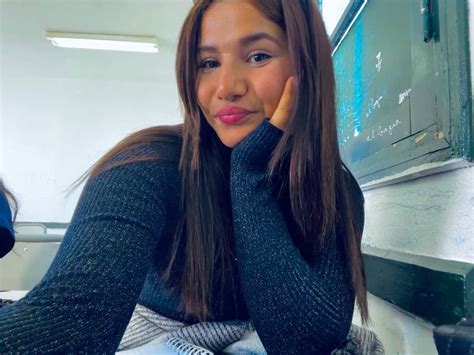 Chaima🤍 Chaima Sgg • Instagram Photos And Videos