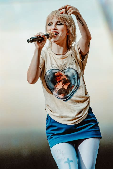 Hayley Williams Outfits And Style Photos • Celebmafia