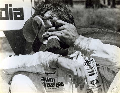 El Día Que Carlos Reutemann Lloró Desconsoladamente Ante Una Multitud En El Autódromo Porteño