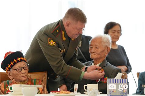 Чөлөөлөх дайнд оролцсон ахмад дайчдад ОХУ ын Ерөнхийлөгчийн зарлигаар ойн медаль гардууллаа