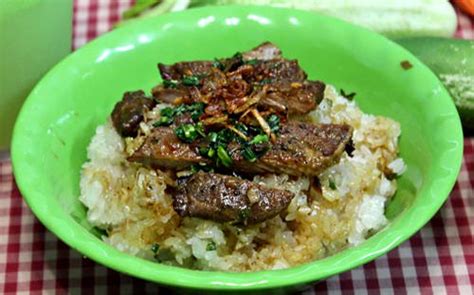 7 Delicious Dishes Of Steamed Sticky Rice In Hanoi You Should Try