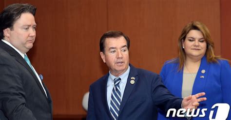 방한한 로이스 미 하원 외교위원장