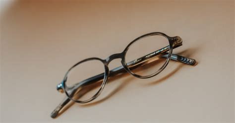 Lunor Eyewear El Graduat Optician Barcelona