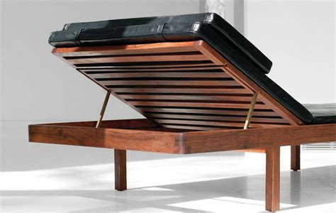 Cb 41 Daybed Design Within Reach