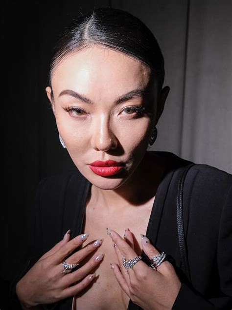 Nicole Wegmans Instagram Twitter And Facebook On Idcrawl