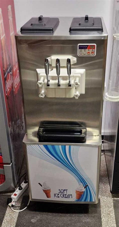 Машина за сладолед с Волуяк • Olx Bg