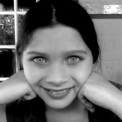 Zoe Hammel Youtube