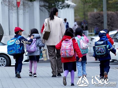 ЕБС болон мэргэжлийн боловсролын сургууль политехник коллежийн багш ажилтанд мөнгөн тэтгэмж