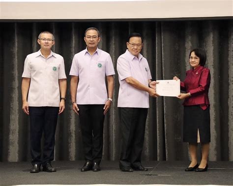 ขอแสดงความยินดีกับ ผศ พท ป เอื้อมพร สุวรรณไตรย์ ที่ได้รับการเชิดชู