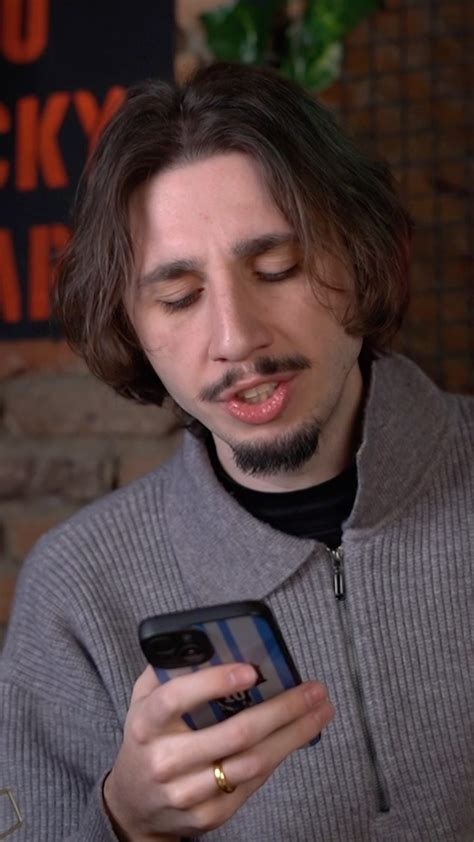 მღერის ძალიან დაბალი მელოტი კაცი😂🙃 სრული ეპიზოდი Youtu Be 4wpx0tidmwi ცინკვესები