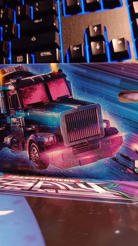 G2 Legacy Scourge Deception R Transformers