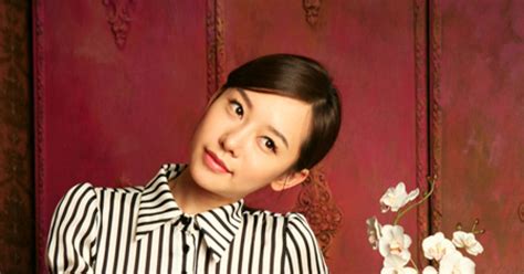 김다은 여름슈즈 화보 깜찍발랄 자태 포토엔