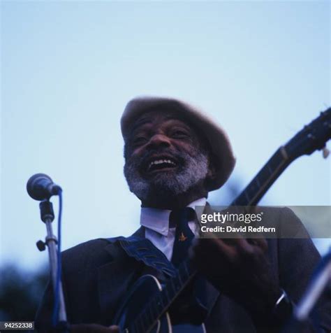 Guitar Slim Photos And Premium High Res Pictures Getty Images