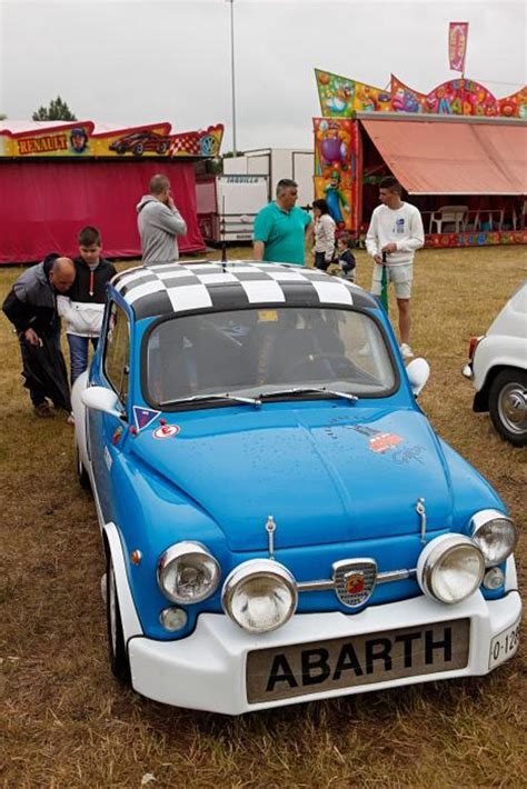 Coches Clásicos De Cabueñes