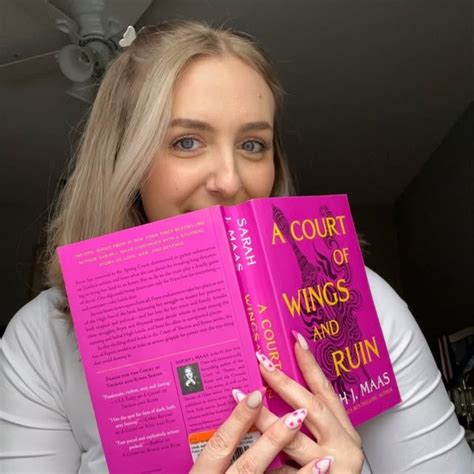 Grace 𝕓𝕠𝕠𝕜𝕤𝕥𝕒𝕘𝕣𝕒𝕞 🪩 Barbies Bookloft • Threads Say More