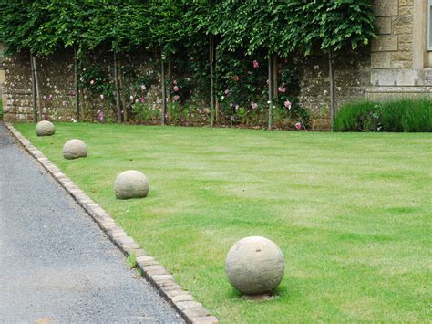 The Sphere Small Heritage Handmade Garden Collections