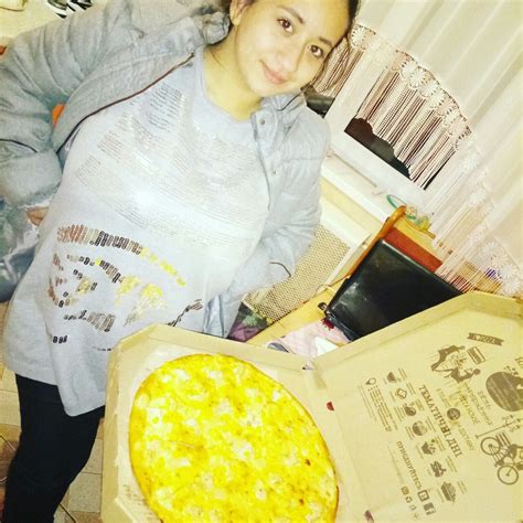 Massive Macromastia Shesfreaky Massive Macromastia Shesfreaky