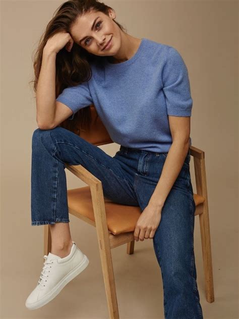 Lisa Tomaschewsky View Management
