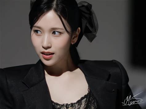 Pin By Jim Craig On Mina Mina Kpop