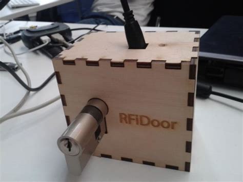 Arduino RFID Lock Tech Projects